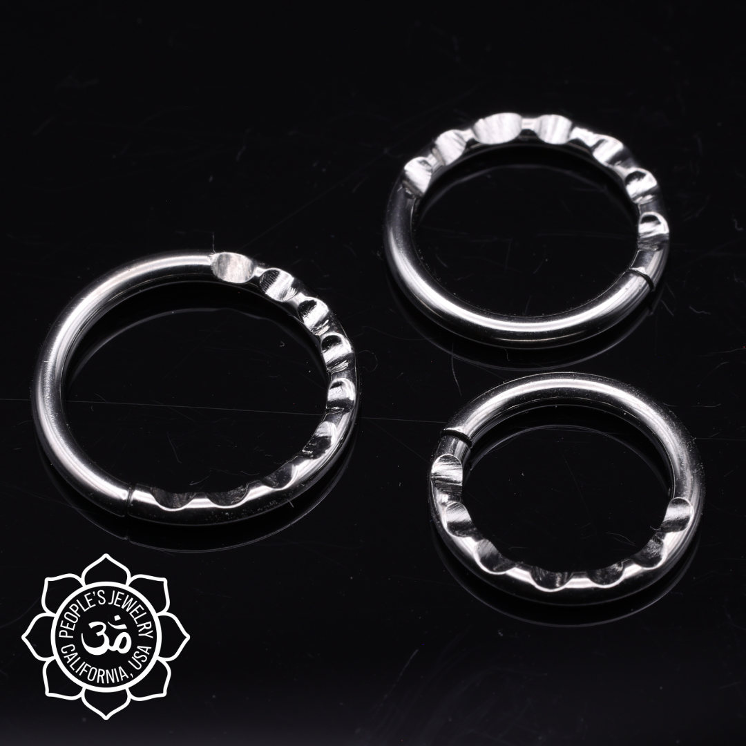 Scalloped Niobium Seam Rings – People's Jewelry